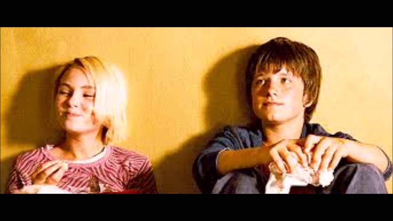 Top 15 Saddest Movie Deaths - YouTube