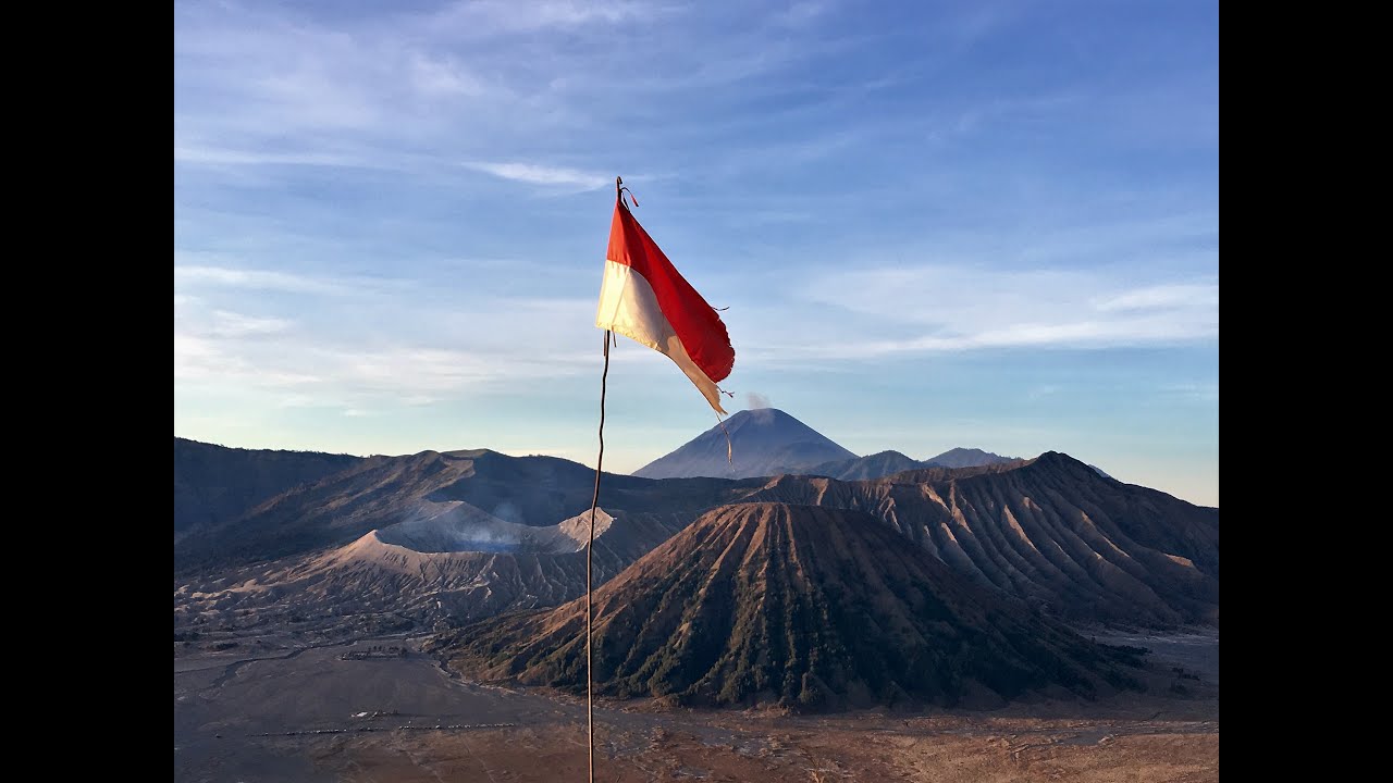 Backpacking around Indonesia for 30 days - YouTube