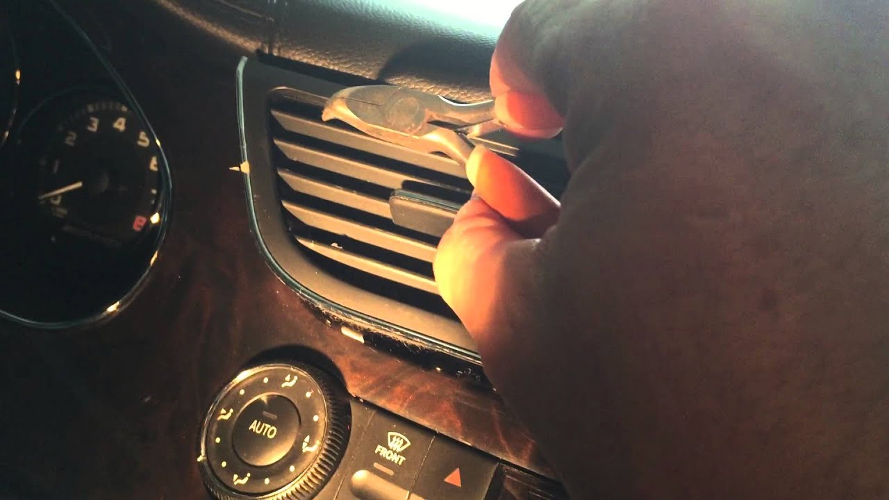 Mercedes CLS Center AC Vent Removal YouTube