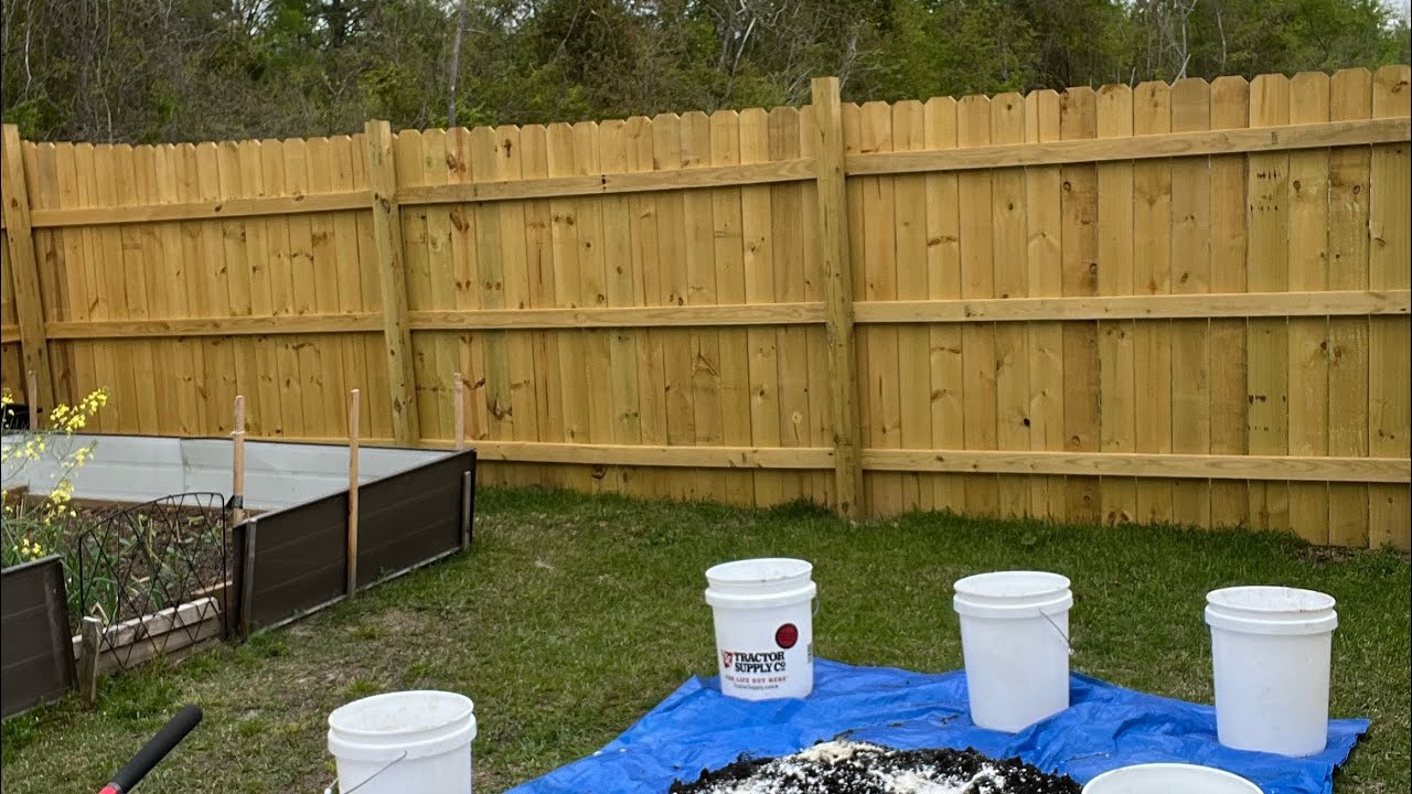 How to prepare your containers/soil for Fall or Spring gardening ...