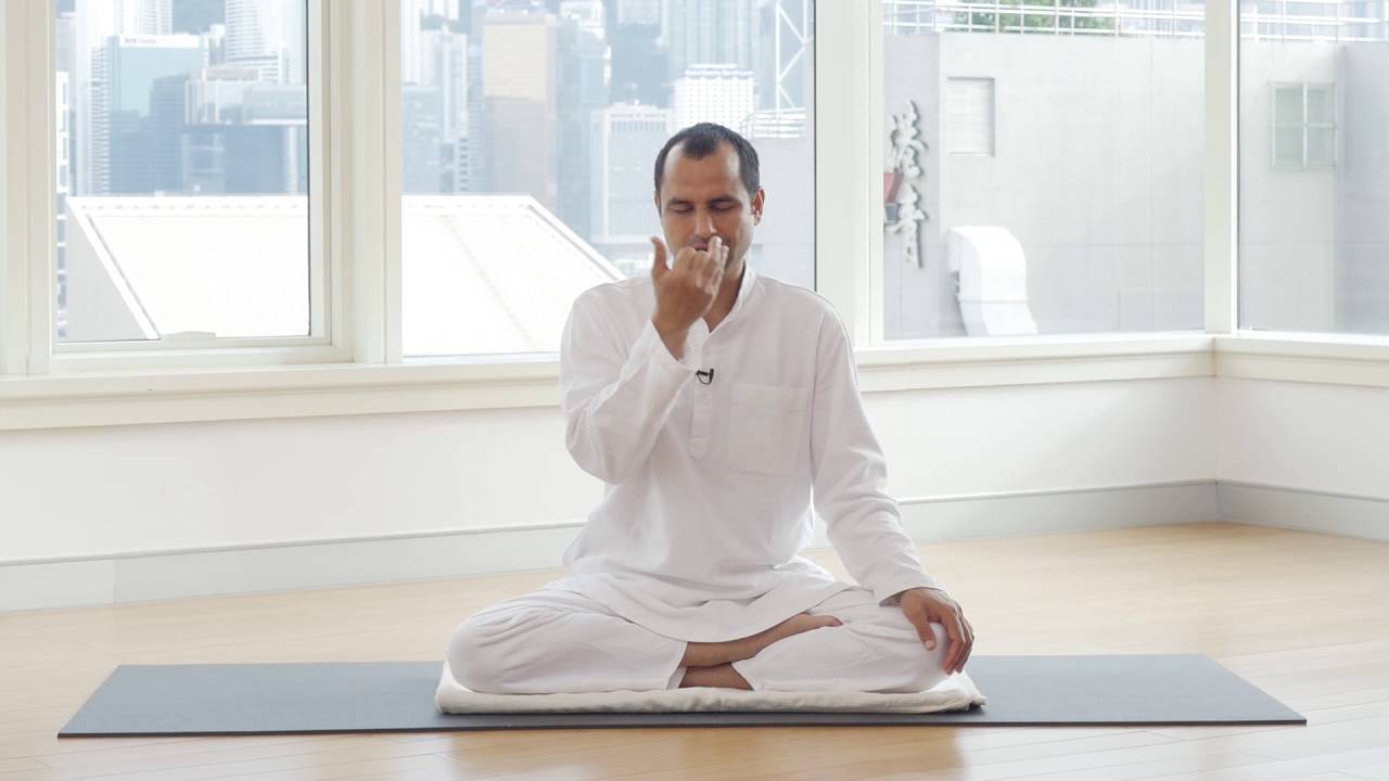 MyPureYoga - Charat Singh : Pranayama - YouTube