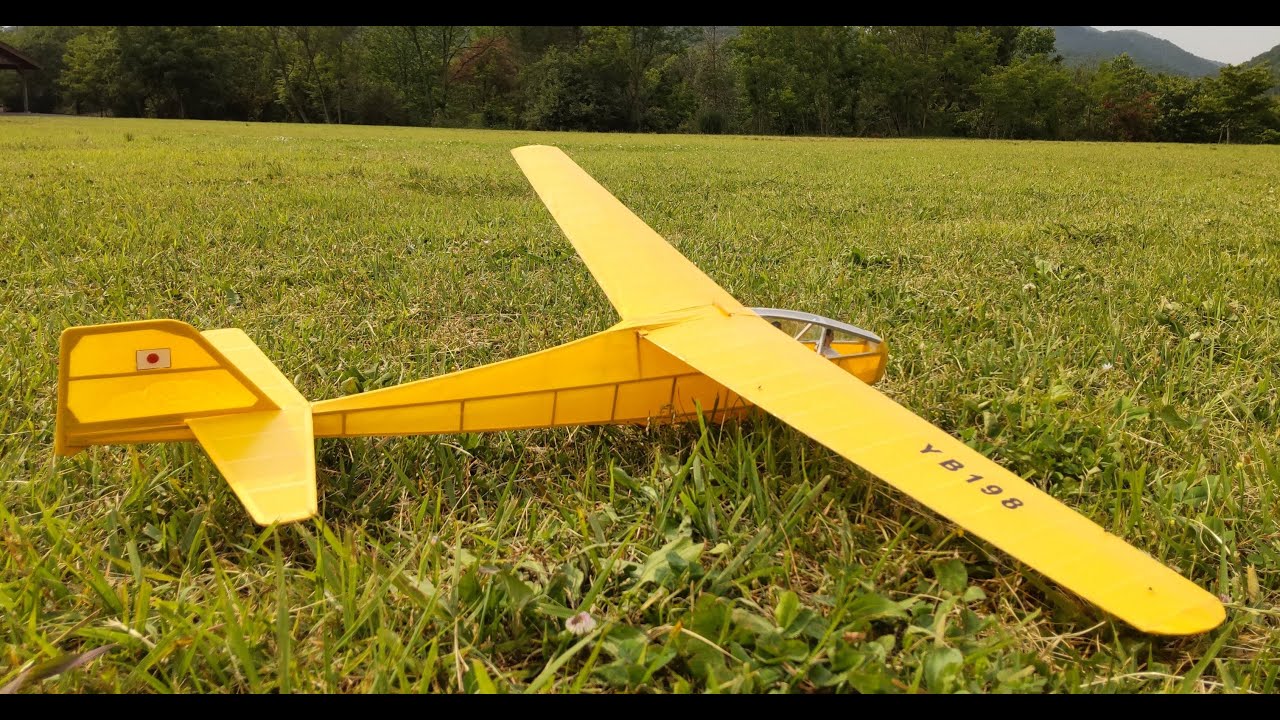 Free flight glider "YELLOW" - YouTube
