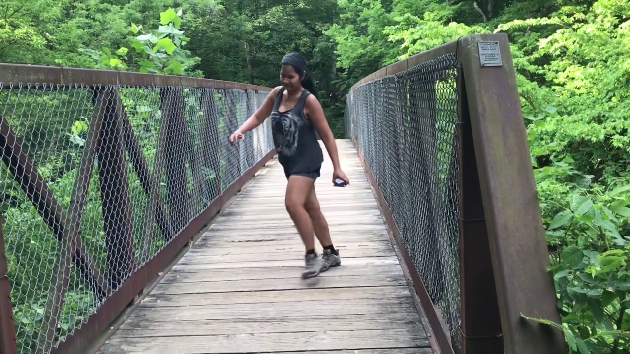 កំសាន្តនៅ Lake Vista Trail- Blue Springs, MO - YouTube