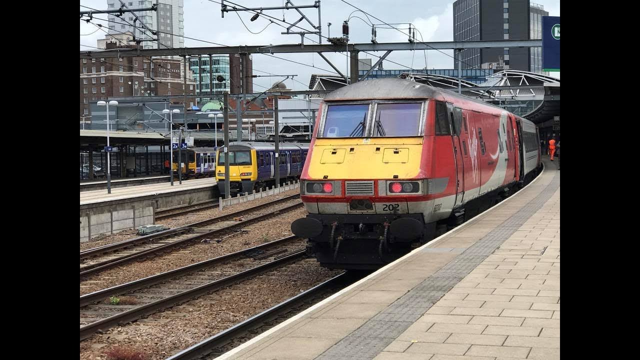 Trains at: Leeds ECML 23/06/17 - YouTube