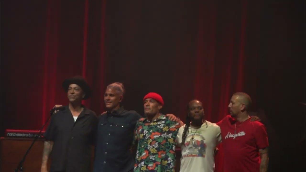 Ben Harper sings reggae live in Paris, With my own two hands, 5/07/2023 ...