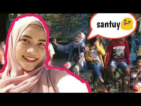 UKHTI TULUNGAGUNG  VIRAL JOGET DIATAS PAGAR (NGEFLY)