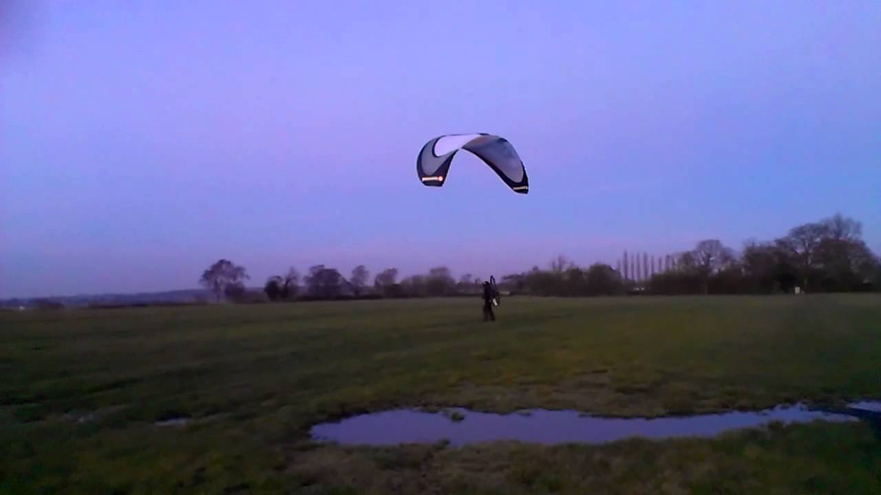 Craig landing the new paramania gtx wing - YouTube