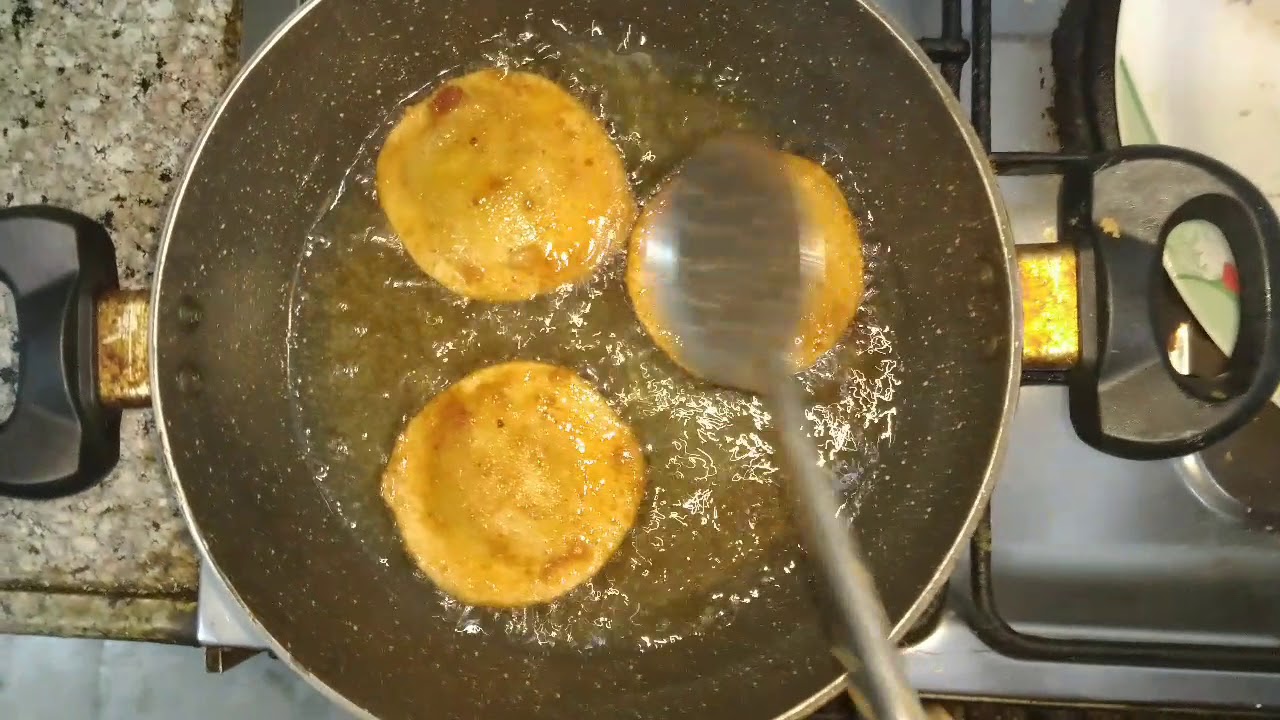 Chicken Kheema Bread Luqmi | Cooking With Aapa - YouTube