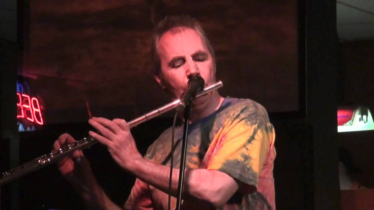 Mike Mosher performs Summertime - YouTube