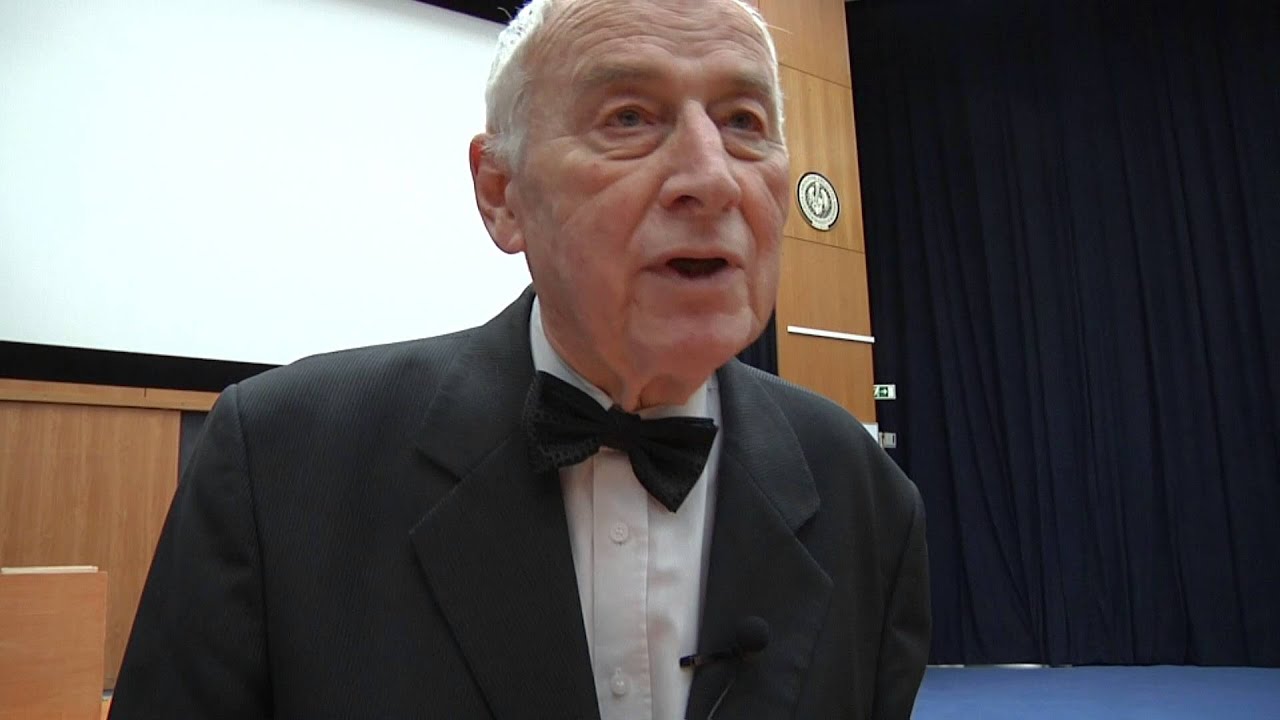 Prof. MUDr. Josef Koutecký, DrSc. - přednáška studentům - YouTube