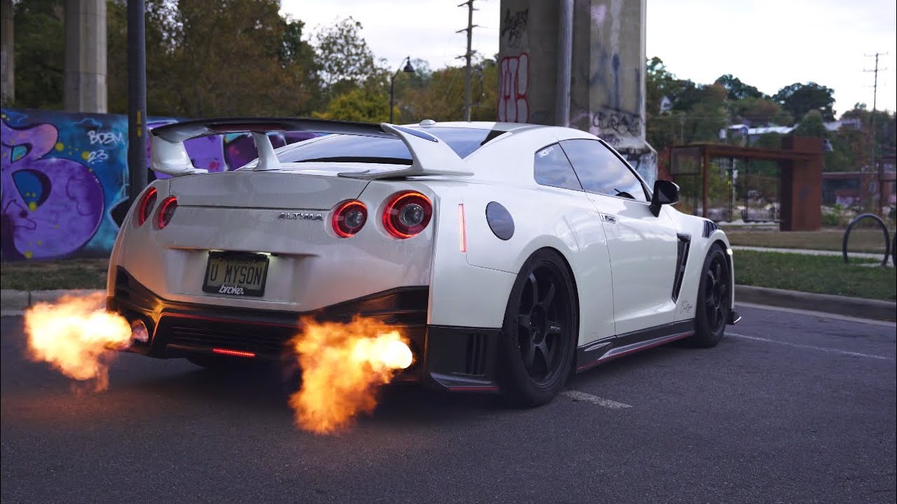 Fire-breathing Nismo GTR [4K] - YouTube