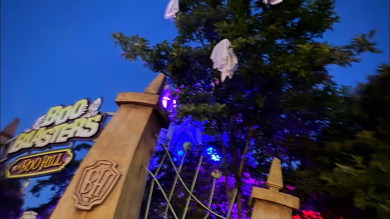 Last boo blasters ride (for me not everyone) - YouTube