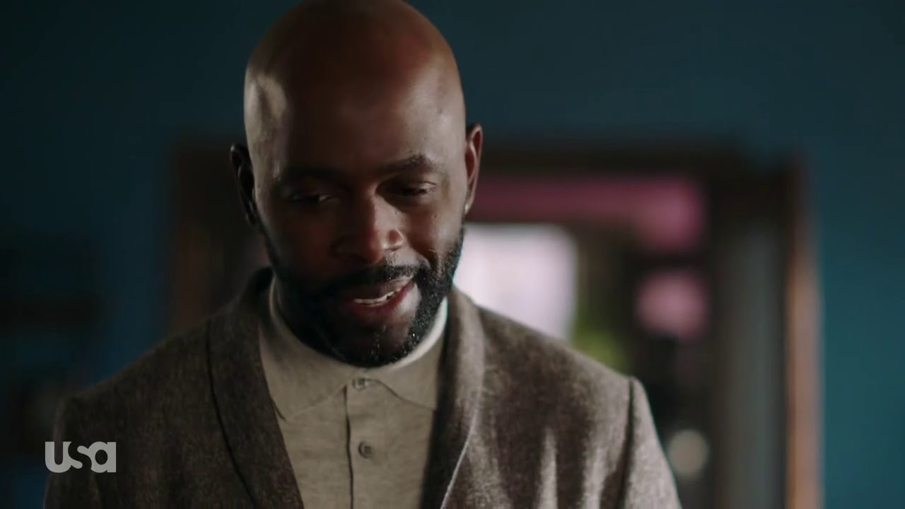 Queen of the South S04 Boaz and Dumas meeting Epic Scene - YouTube