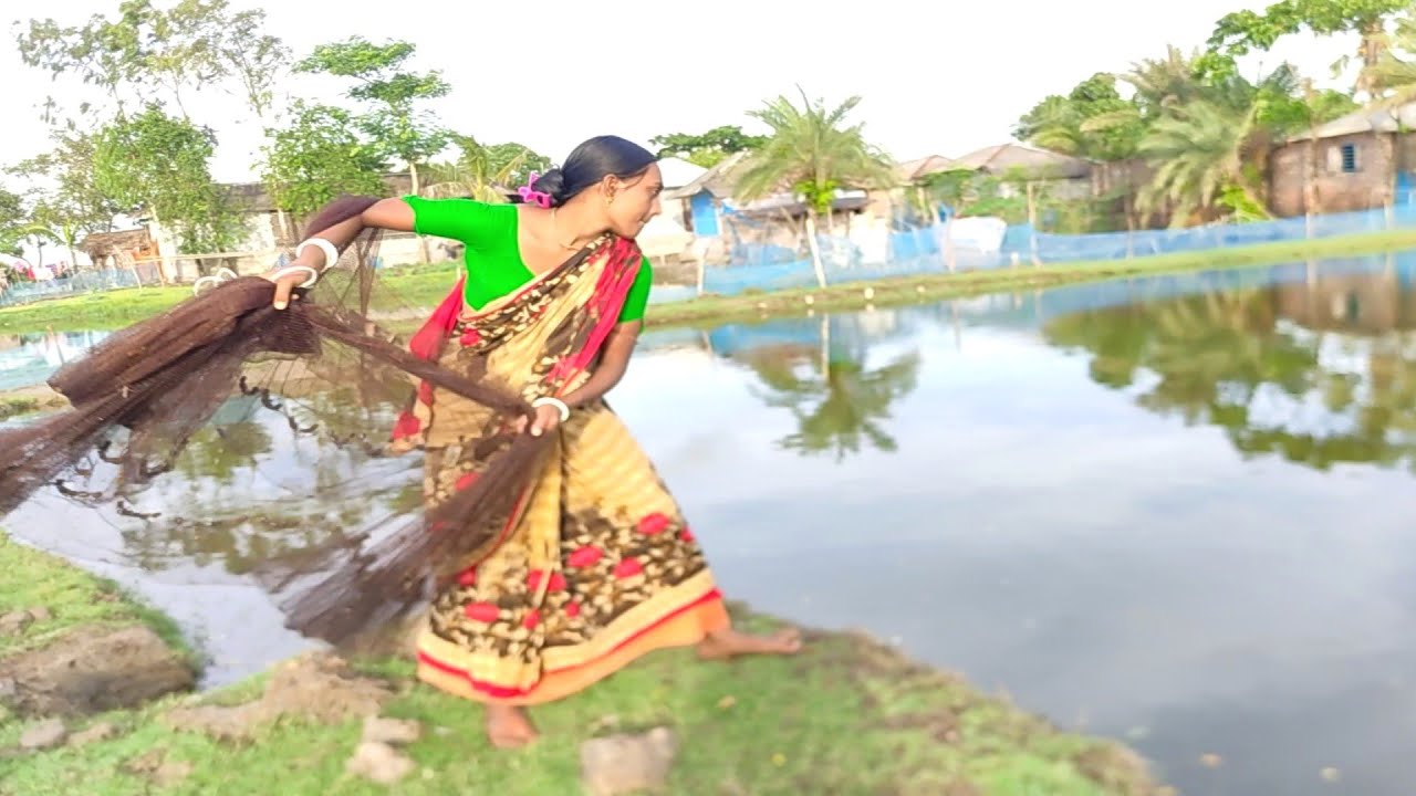 Cast Net Fishing Video | Traditional Fish Catching With A Cast Net ...