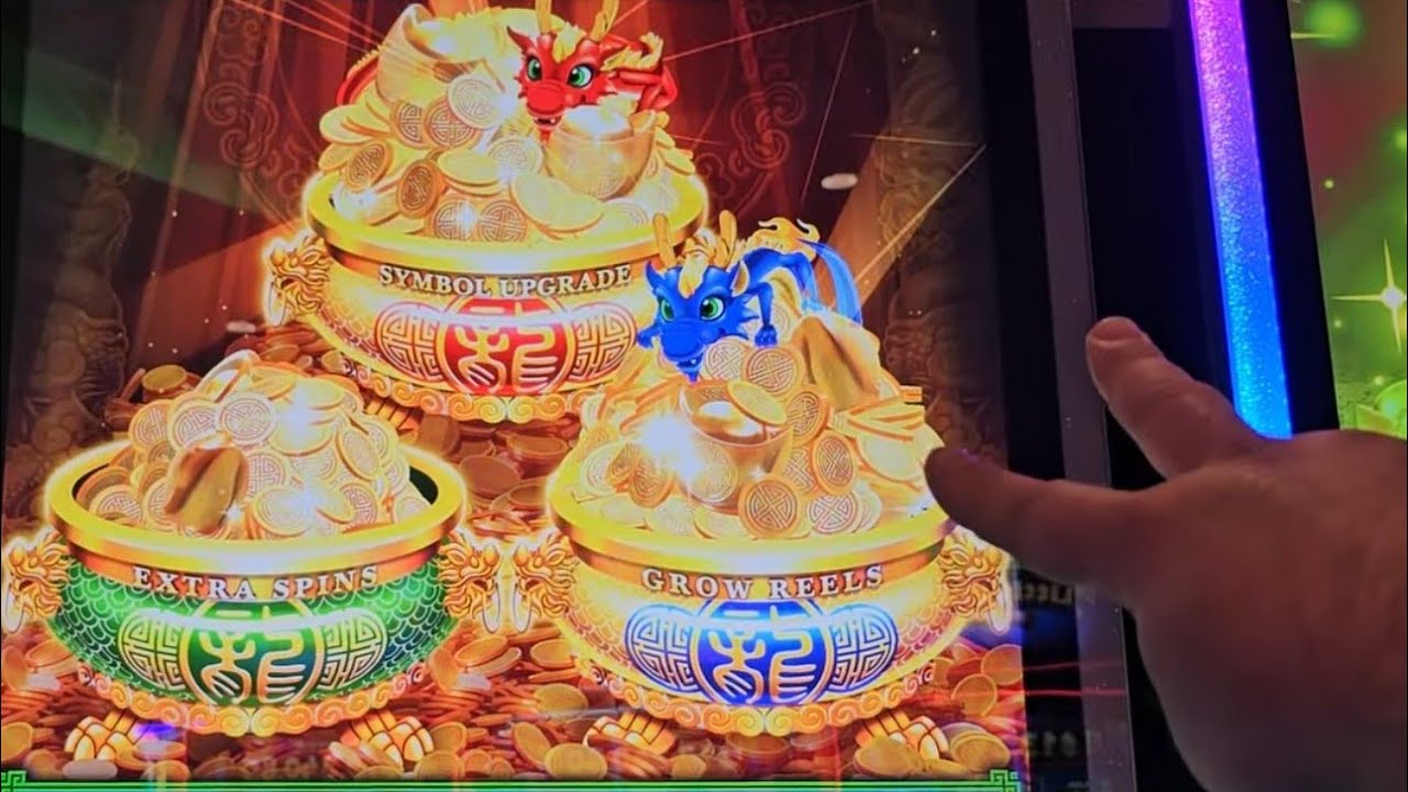 AMAZING JACKPOT On Brand New Slot Machine At Casino - YouTube