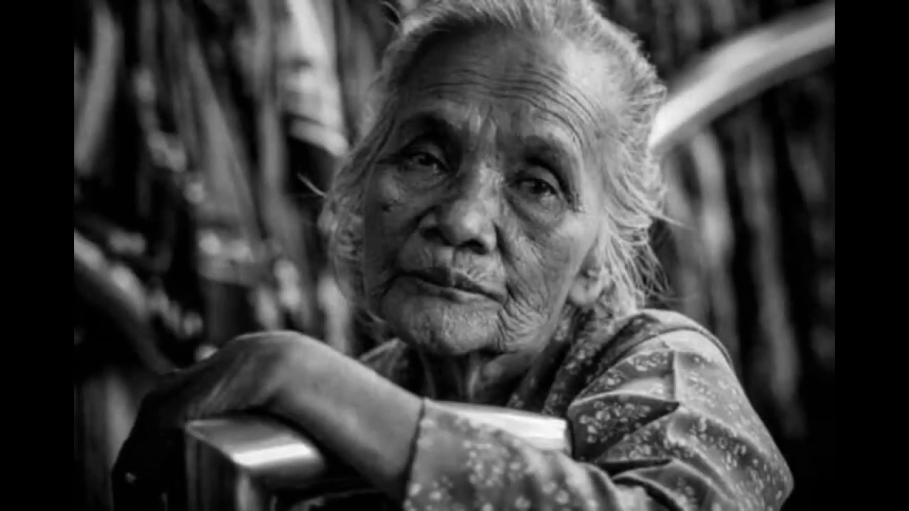 FAIZ AHMAD FAIZ :SUBH-E-AZADI: NARRATED BY SIDDHARTH SHAW - YouTube