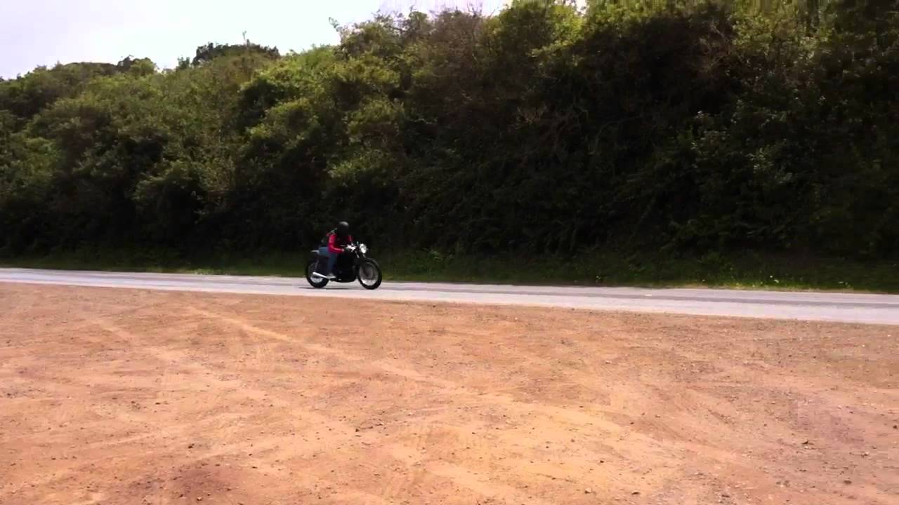 CM450 Cafe Racer drive by - YouTube