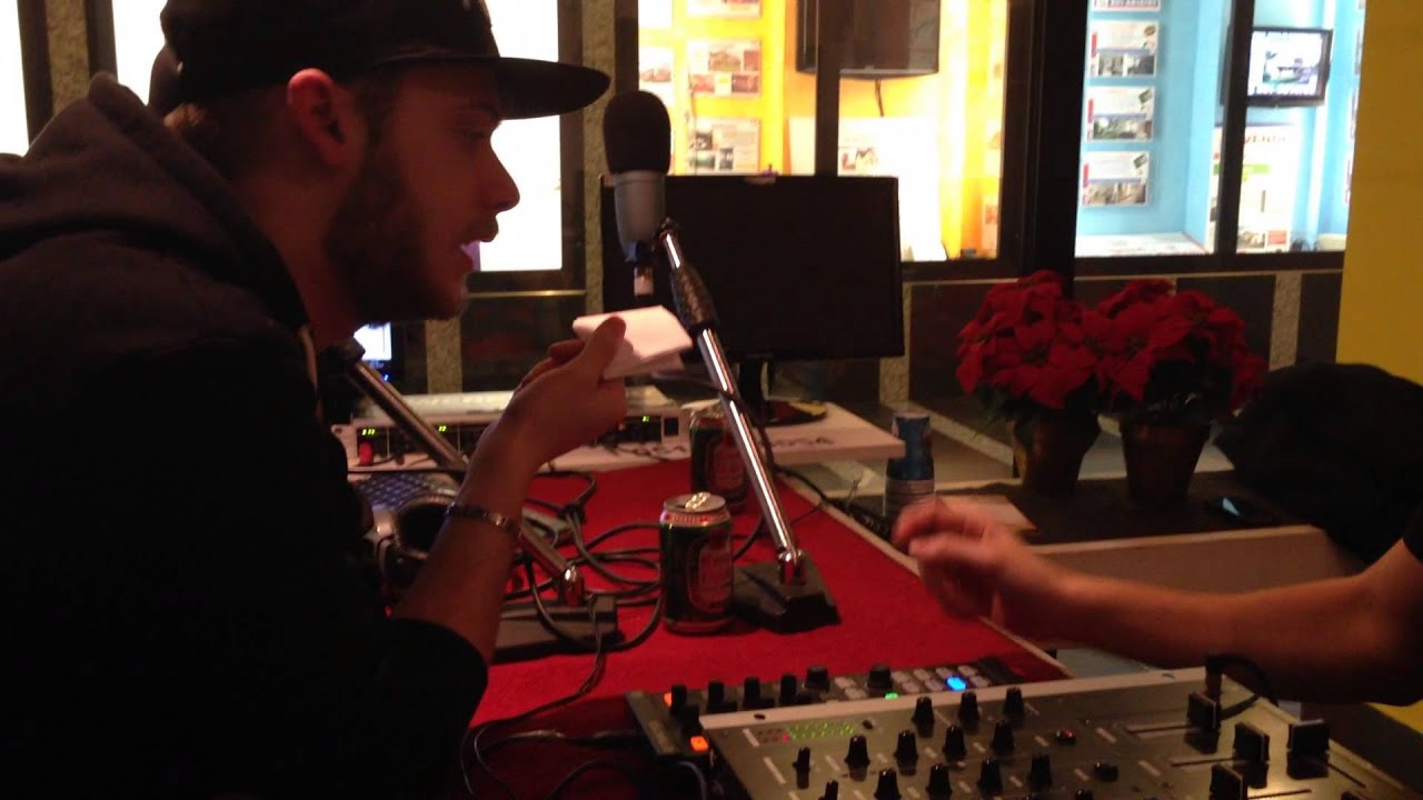 The B.A.G - 09 . 01 . 2014 - Josh Hahn - YouTube