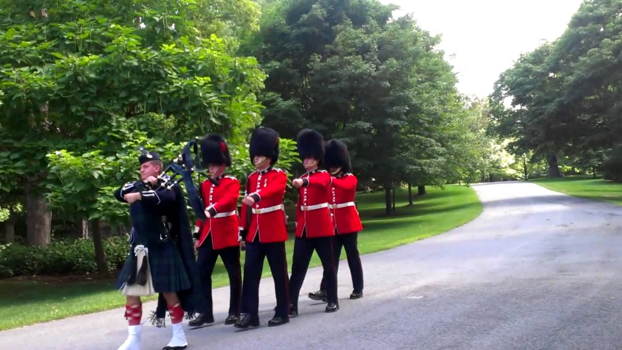 Day 61 - Changing of the guard Rideau Hall - YouTube