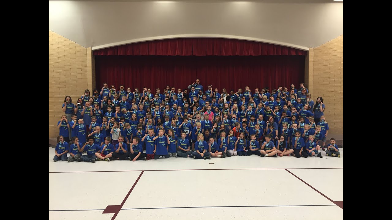 Rees Elementary 2016 kids marathon - YouTube
