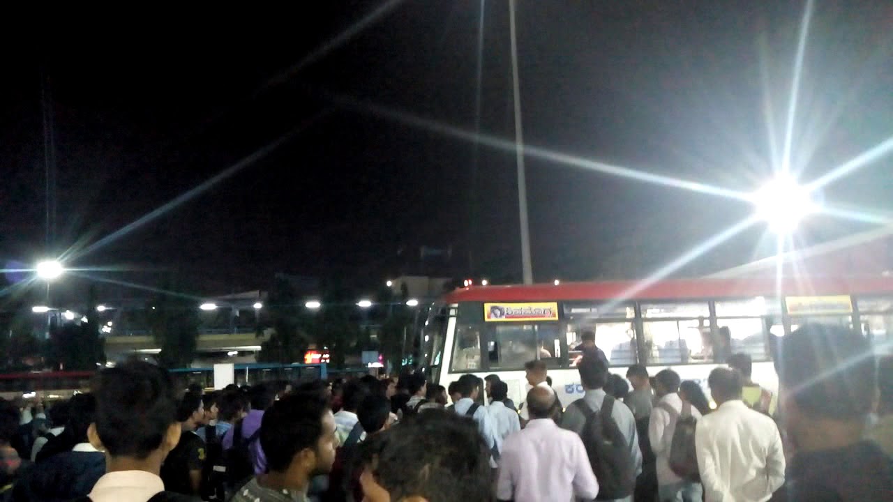 Majestic ksrtc bus stand crowd (lazy government) - YouTube