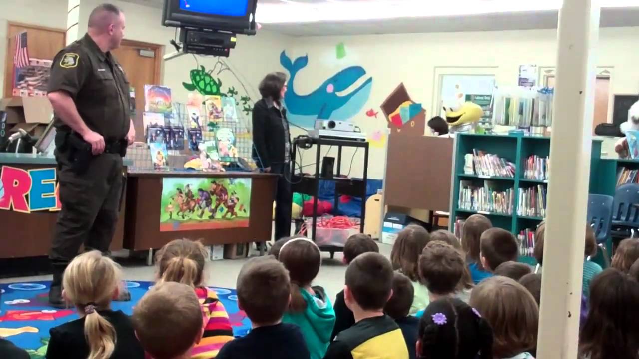Louie the Lightning Bug.mp4 - YouTube
