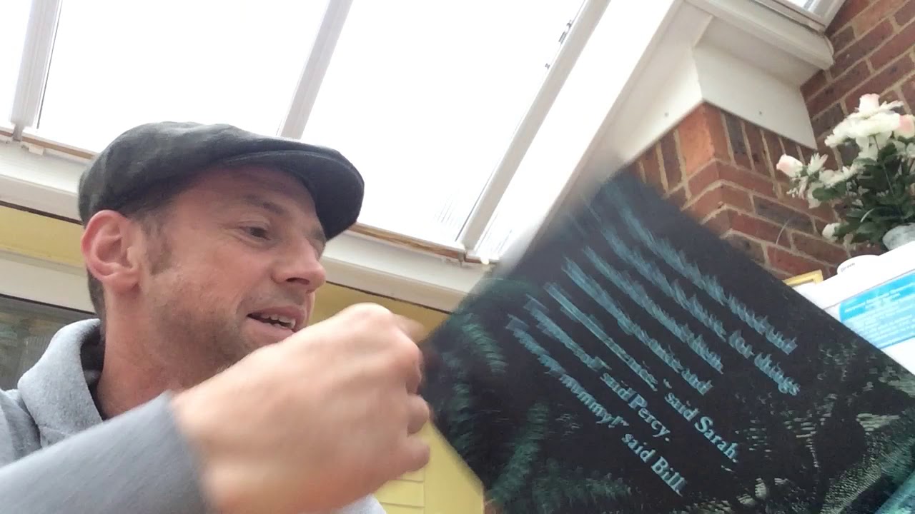 Mr Dad reads for his Children - YouTube