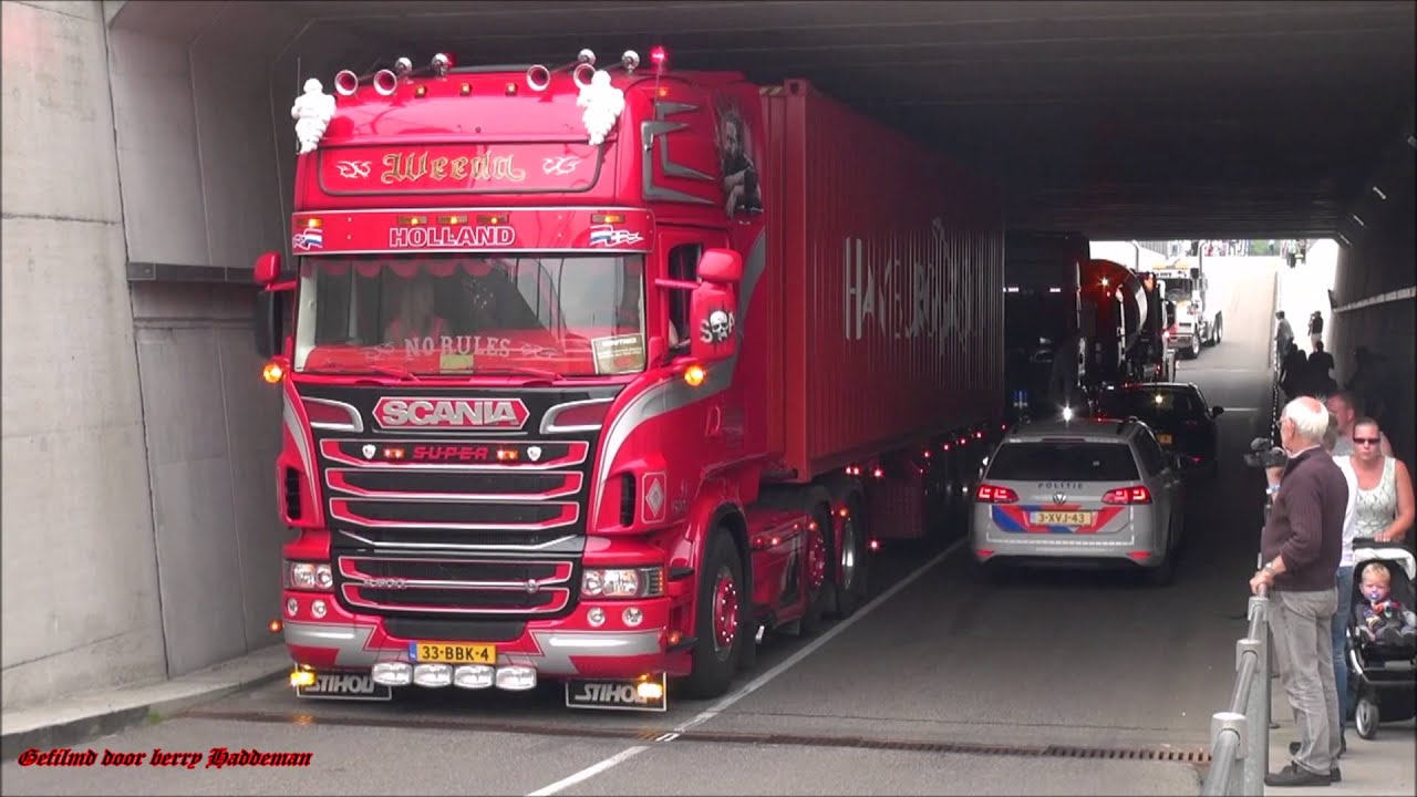 Weeda Scania \8/ Super - Loud Pipes Save Lifes! at Truckshow - YouTube