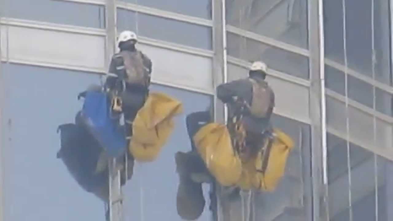 Burj Khalifa - Window Cleaning -Zoom Test Canon PowerShot SX510 HS ...