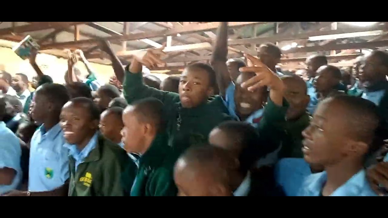 GIFTMUZIQ BACK IN MURURIA HIGH SCHOOL 💯 🔥🔥🔥 - YouTube