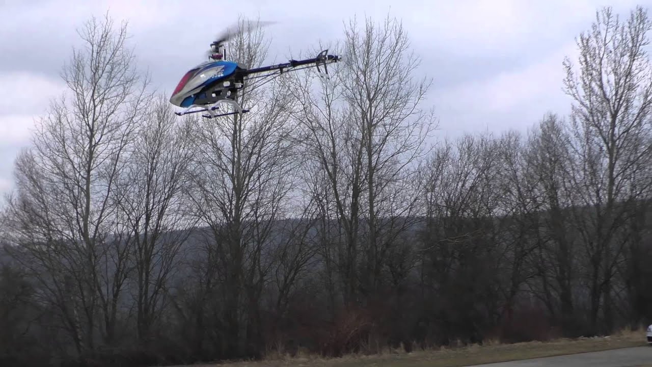 T-Rex 550L - Erste Rund- & Rückenflüge - YouTube