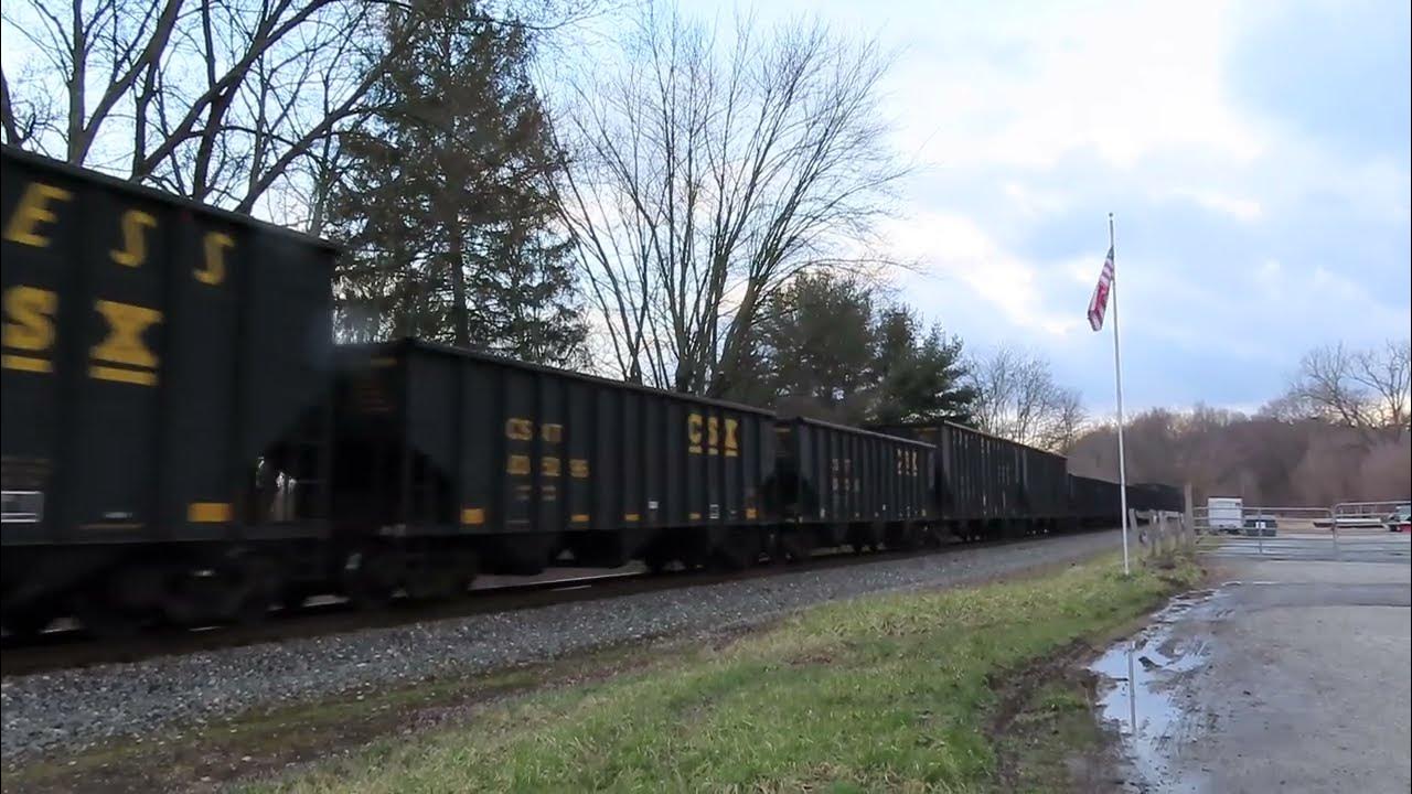 CSX Coke Express train going through Clinton, Ohio - YouTube