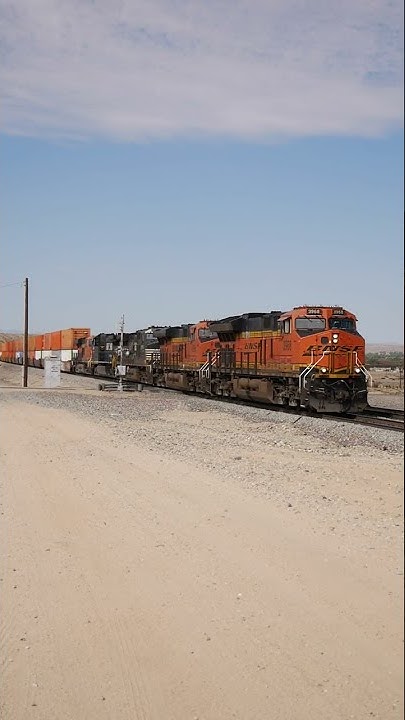 BNSF 3968 EASTBOUND DOUBLE STACK TRAIN WITH 2 NS LOCOMOTIVE MP 17.3 CAJON SUB - YouTube