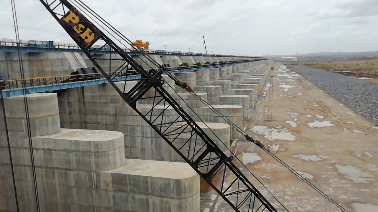 Sundilla Barrage #telangana #telugu #kcr #gunjapadugu - YouTube