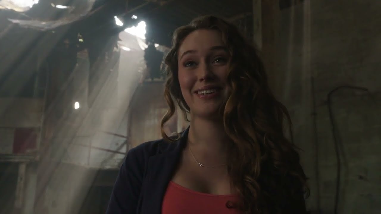Into The Storm: Kaitlyn (Alycia Debnam-Carey) scenes part 2 - YouTube