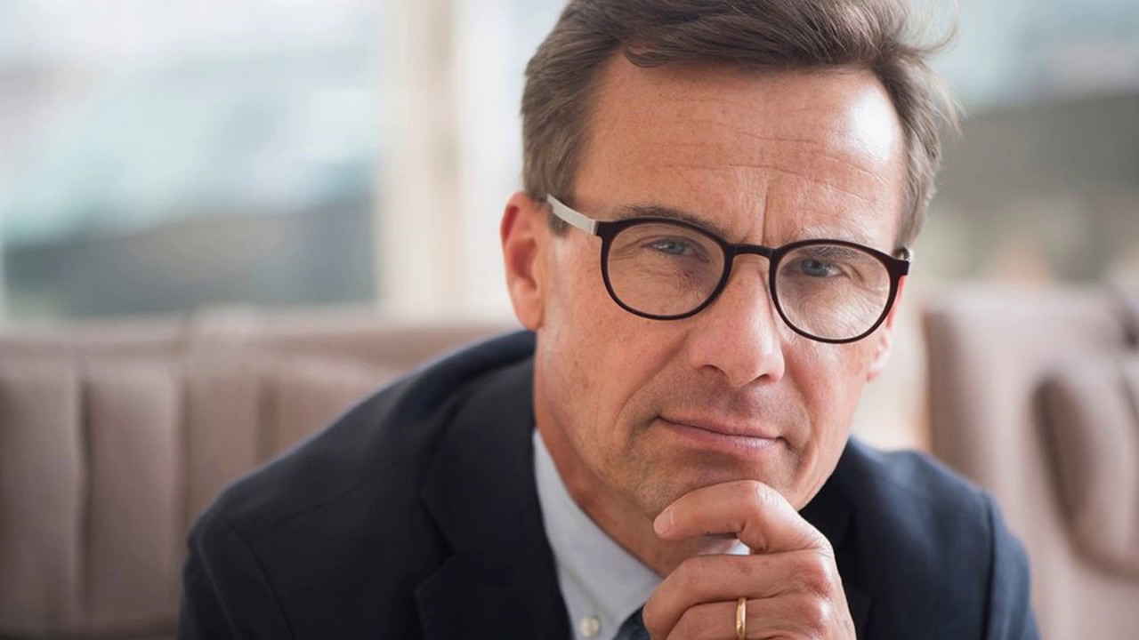 Ulf Kristersson tranzit meme - YouTube