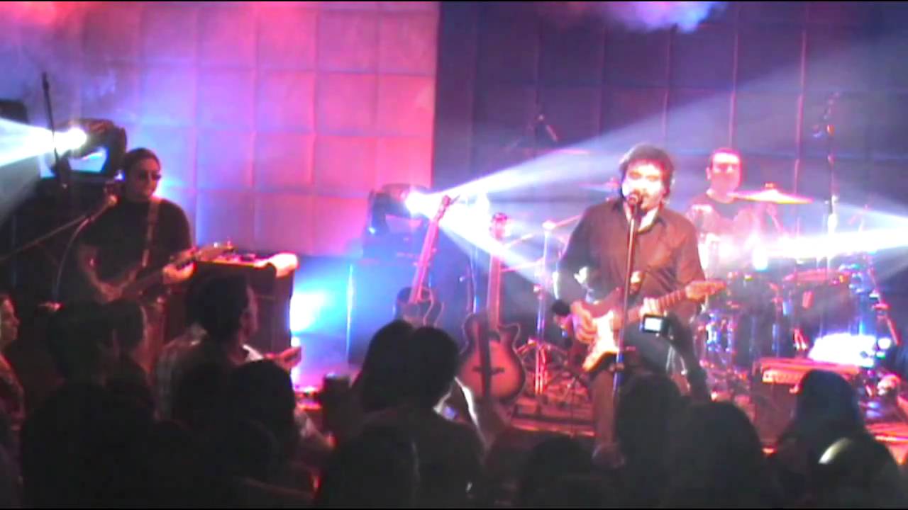 In a little while By Lemon chile U2 song.m2t - YouTube