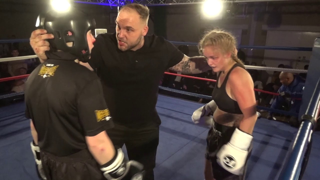 Didcot Boxing Academy Home Show Bout 5 Charmaine White Vs Claire Buy ...
