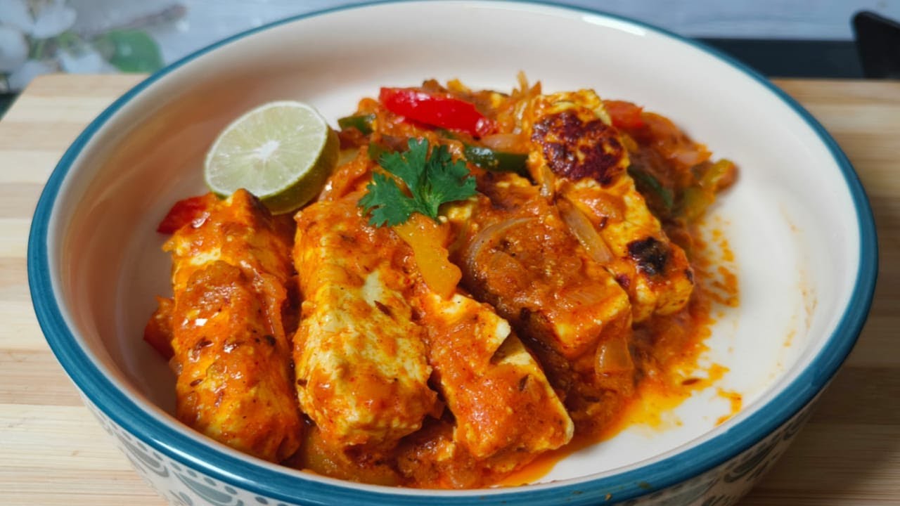 Delhi's BEST Paneer Khurchan Recipe EXPOSED! मसालेदार पनीर खुरचन - YouTube