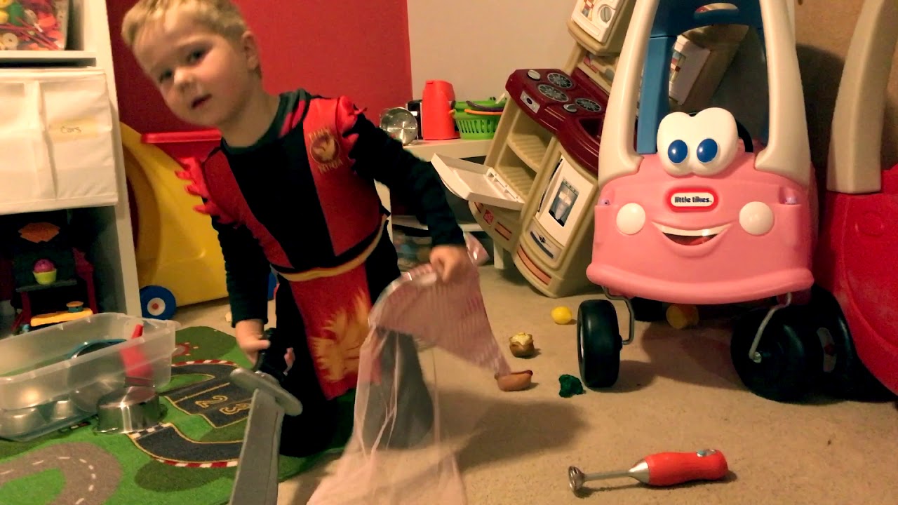 Baby Princess Captured by a DRAGON! - YouTube