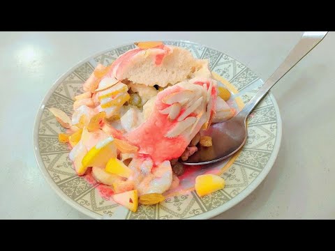 Chakwal famous food heavy fruit chat - YouTube