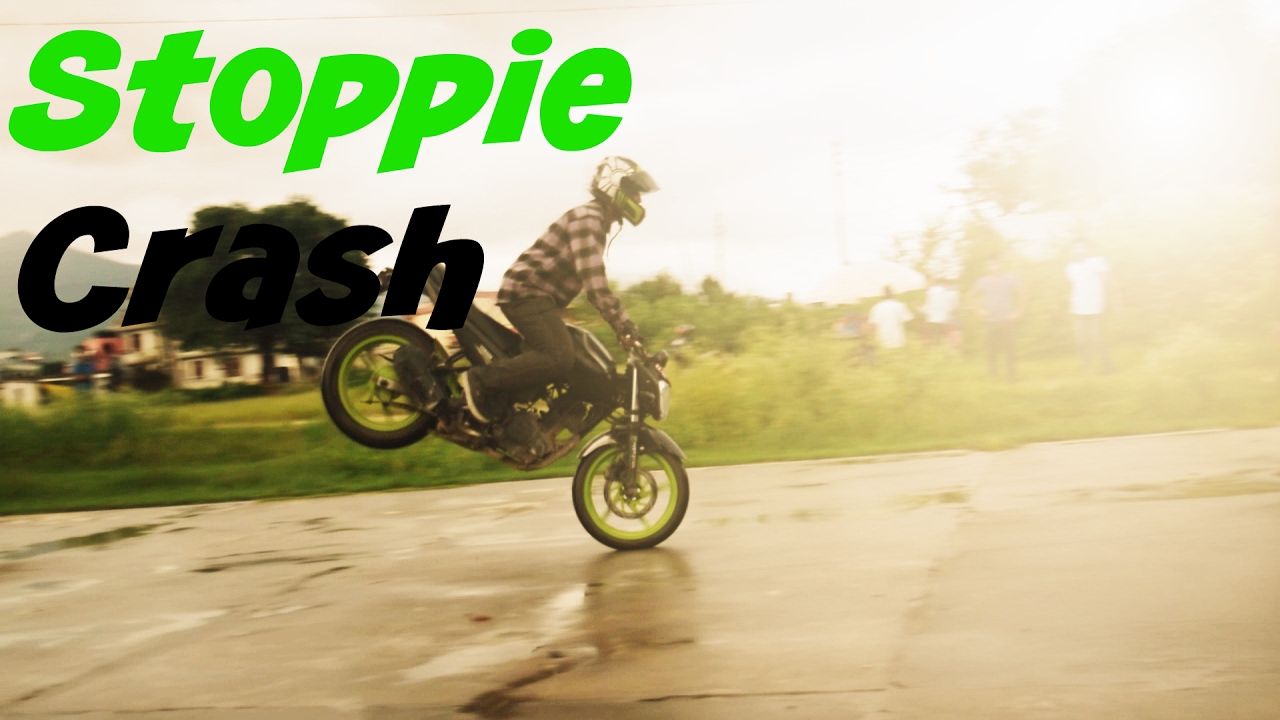 Stoppie crash - YouTube