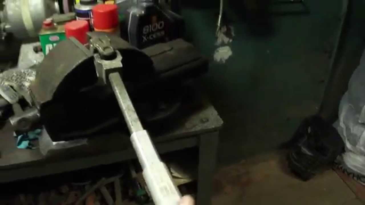 BMW E90 320i steering rack 106000km - YouTube