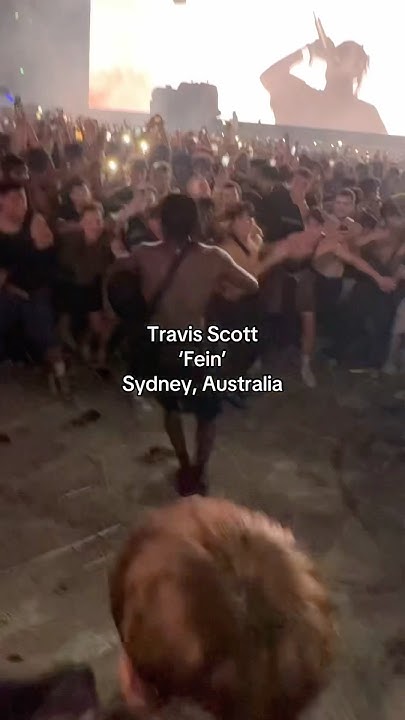 Travis Scott INSANE Mosh Pit in Sydney Australia 🇦🇺 #travisscott #shorts - YouTube