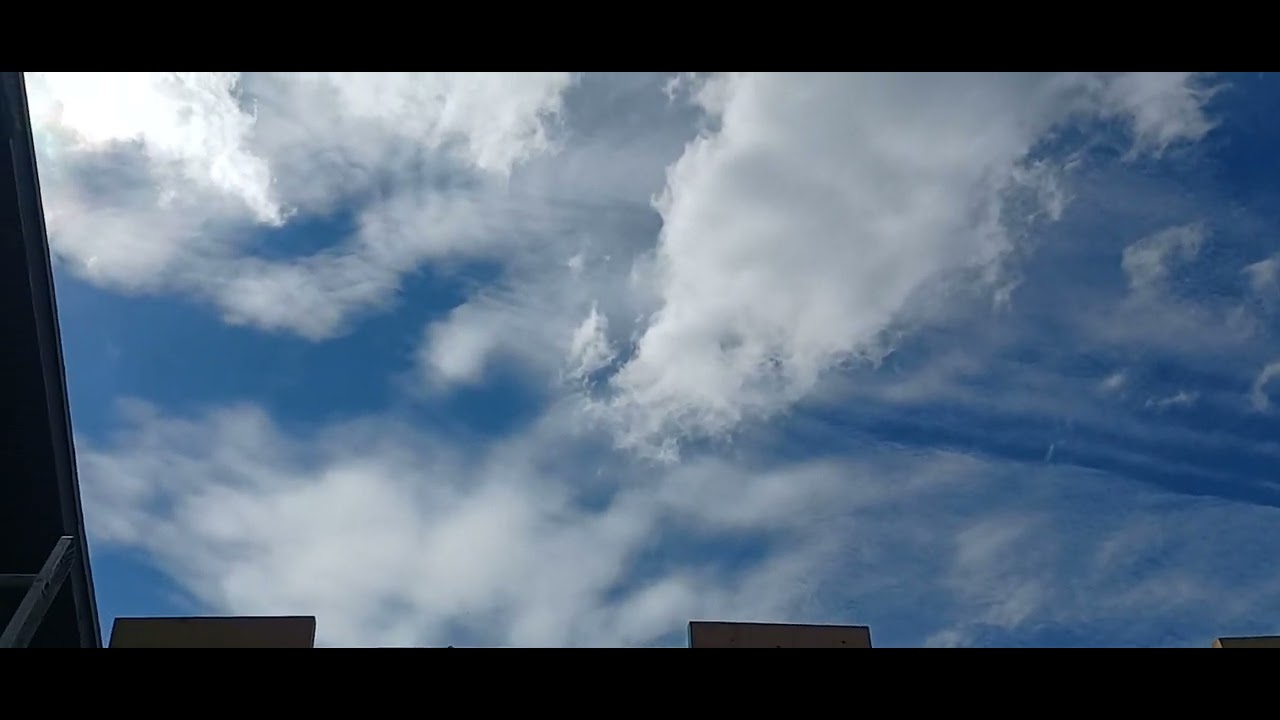 Cloaked ship?like predator camouflage? - YouTube
