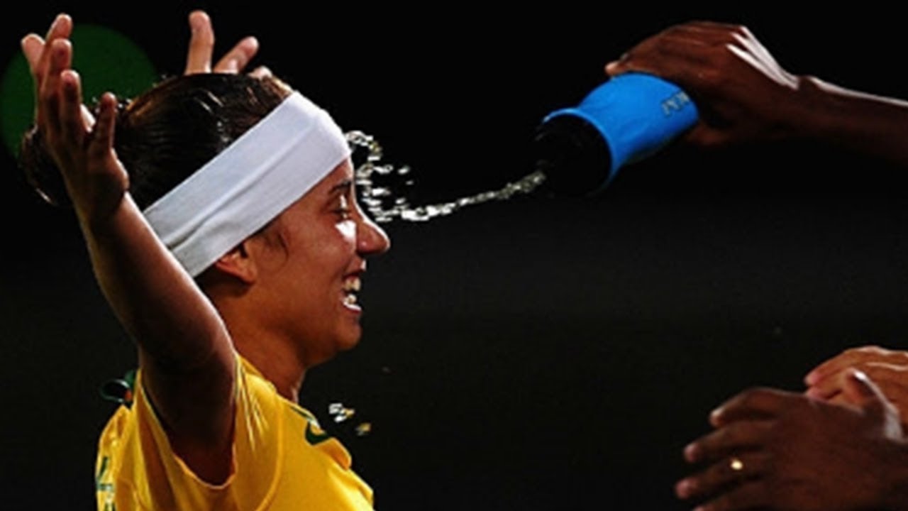 That's one nutty criminal (LEO RECAP) - YouTube