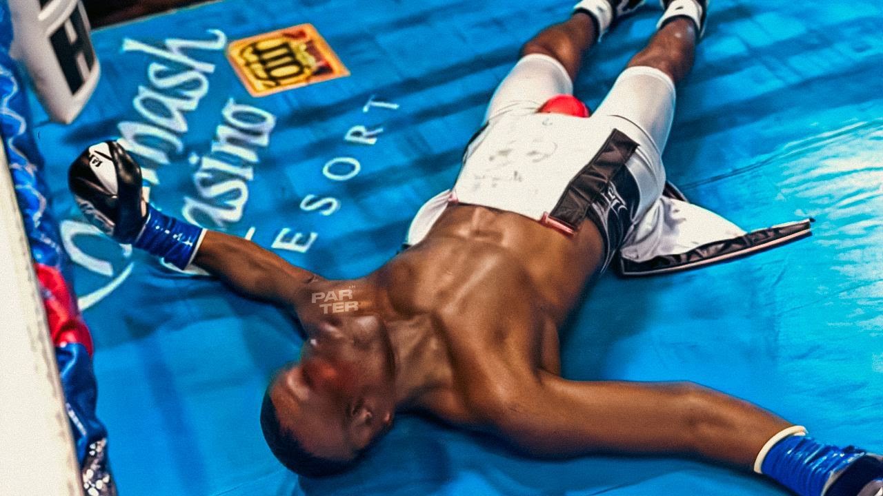 Punches That SHOCKED The Boxing World ( Scary KOs ) | Part 6 - YouTube