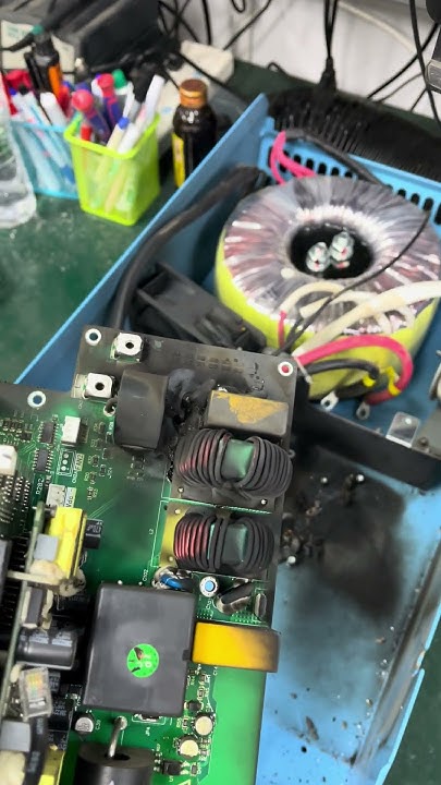 TBB Inverter 6kw จิ้งจกเข้า งานนี้คงต้องเปลี่ยนยกบอร์ด - YouTube