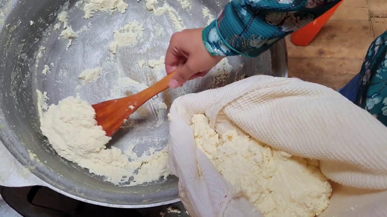 HOW TO MAKE SUUN HURUUD???| Mongolian Traditional Dairy Product - YouTube