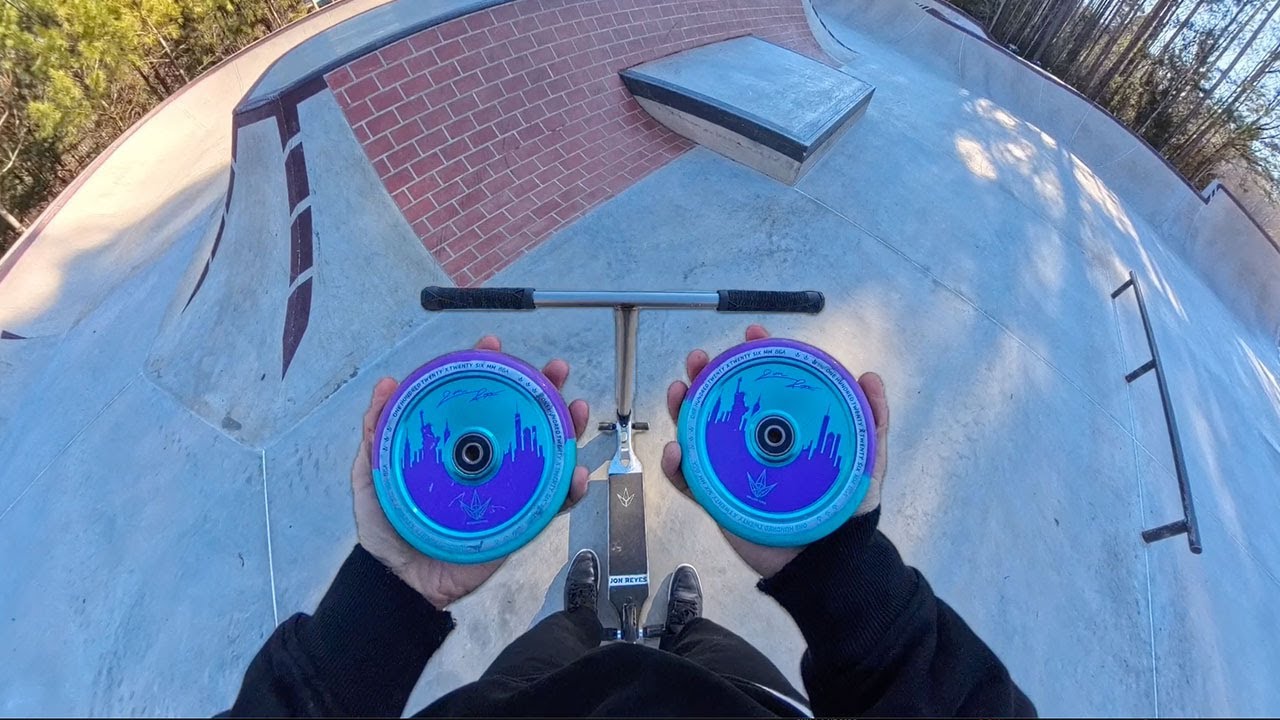 Wheel Chase at the Skatepark - YouTube